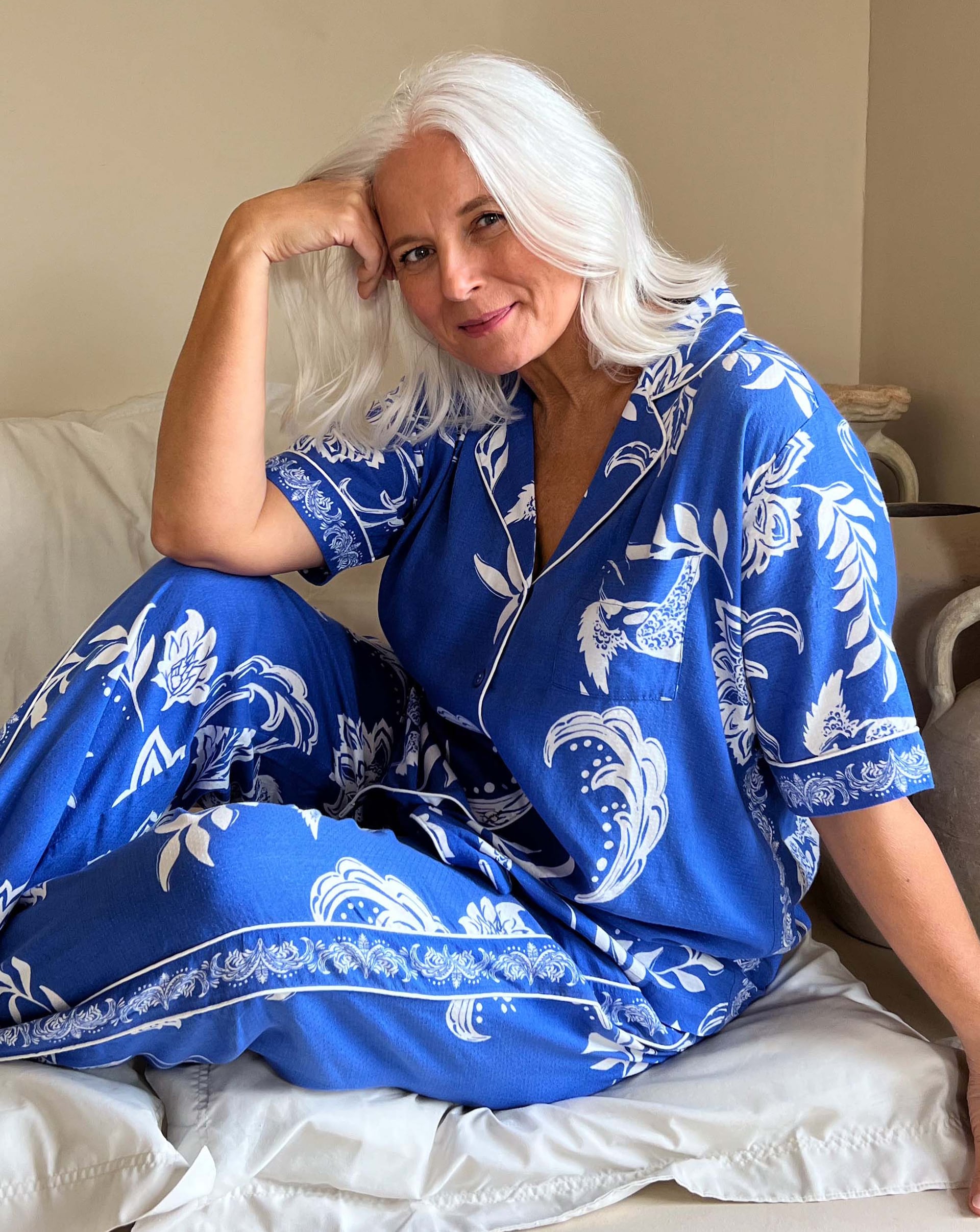 Ambrose Wilson | The ladies' clothing catalogue in sizes 12-34 and up ...