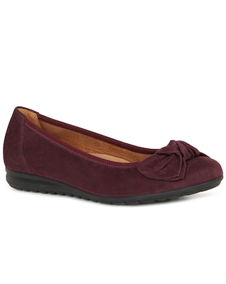 Wide fit shoes | Flat shoes | Ladies wide footwear | Ambrose Wilson